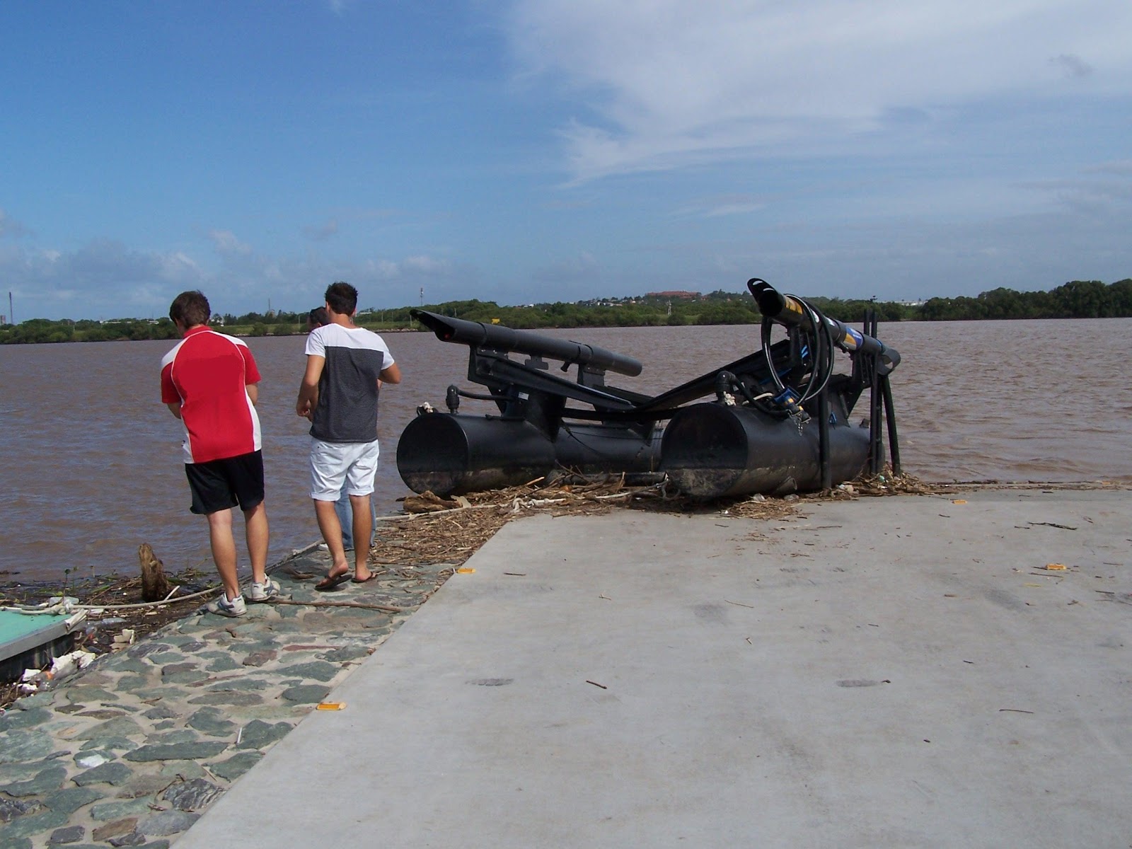 Brisbane River after the Flood January 2011: Brisbane River after the ...