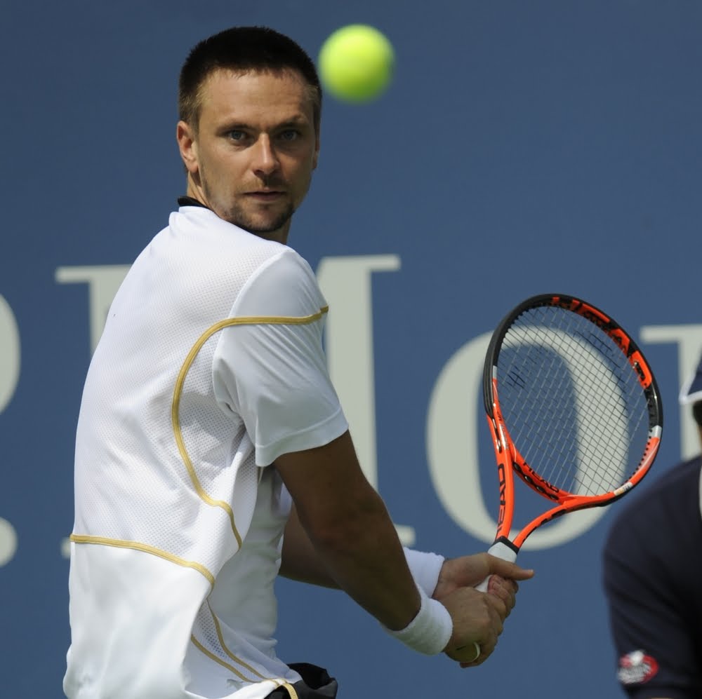 Tennis Dailies: HEAD YouTek Radical Midplus Review