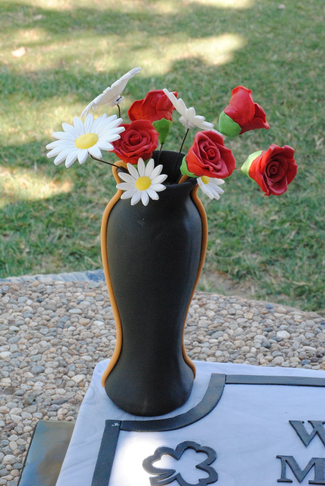 Headstone Retirement Cake |My FaVoriTe CaKe PlaCe