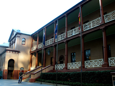 Sydney Meanderings: Parliament House - The Rum Hospital