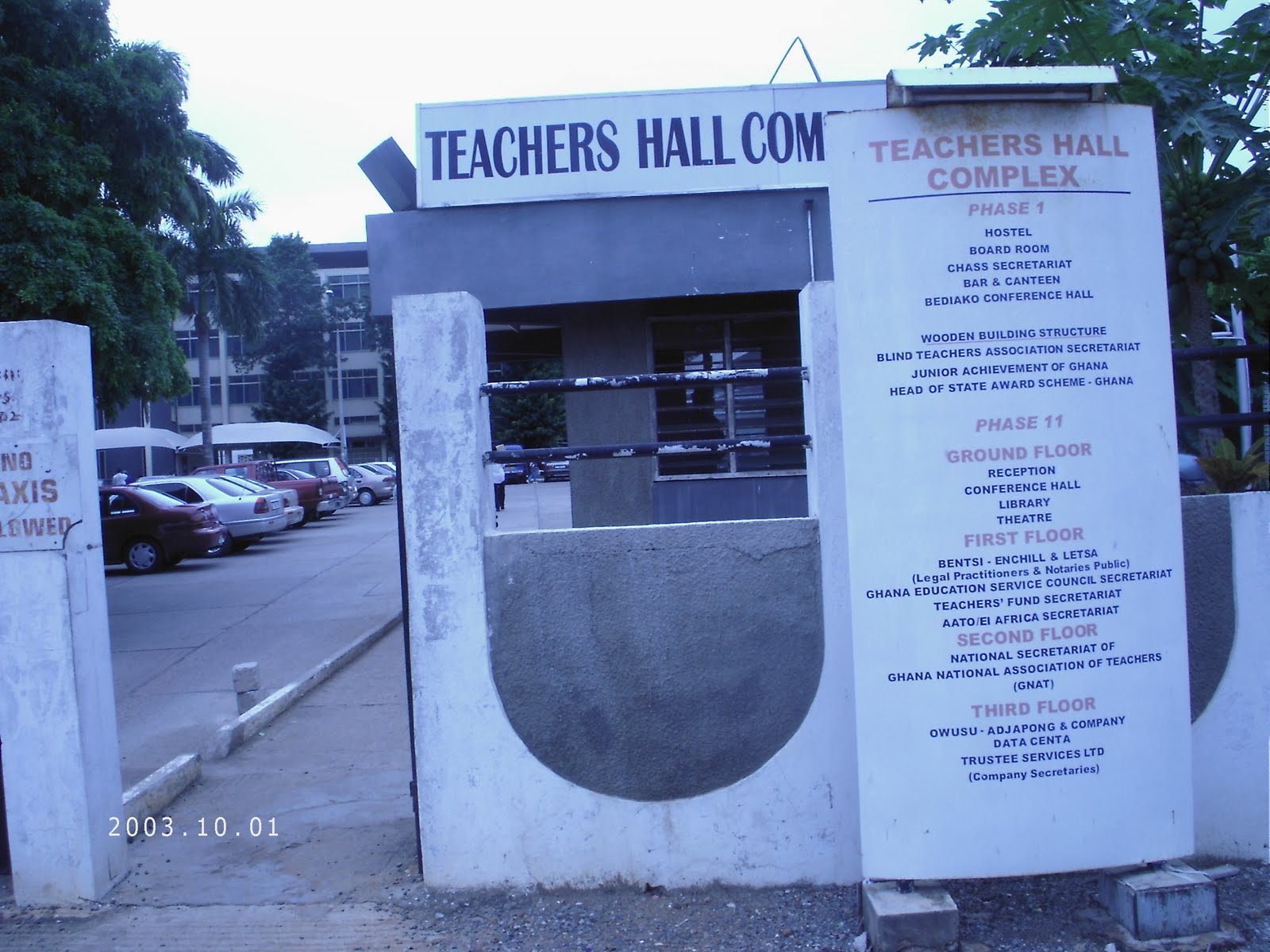 Accra Pictures by Day & Night: Welcome to Ghana's Teacher's Hall (GNAT ...