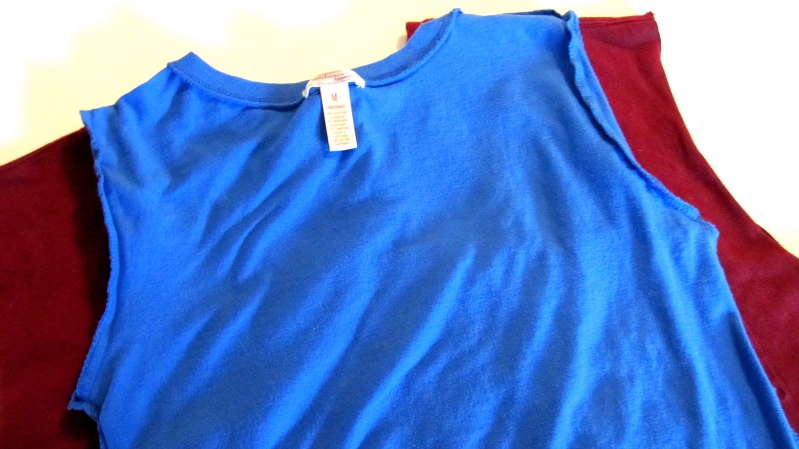 Kitty Cats and Airplanes: Tutorial Tuesday- Ruffly top