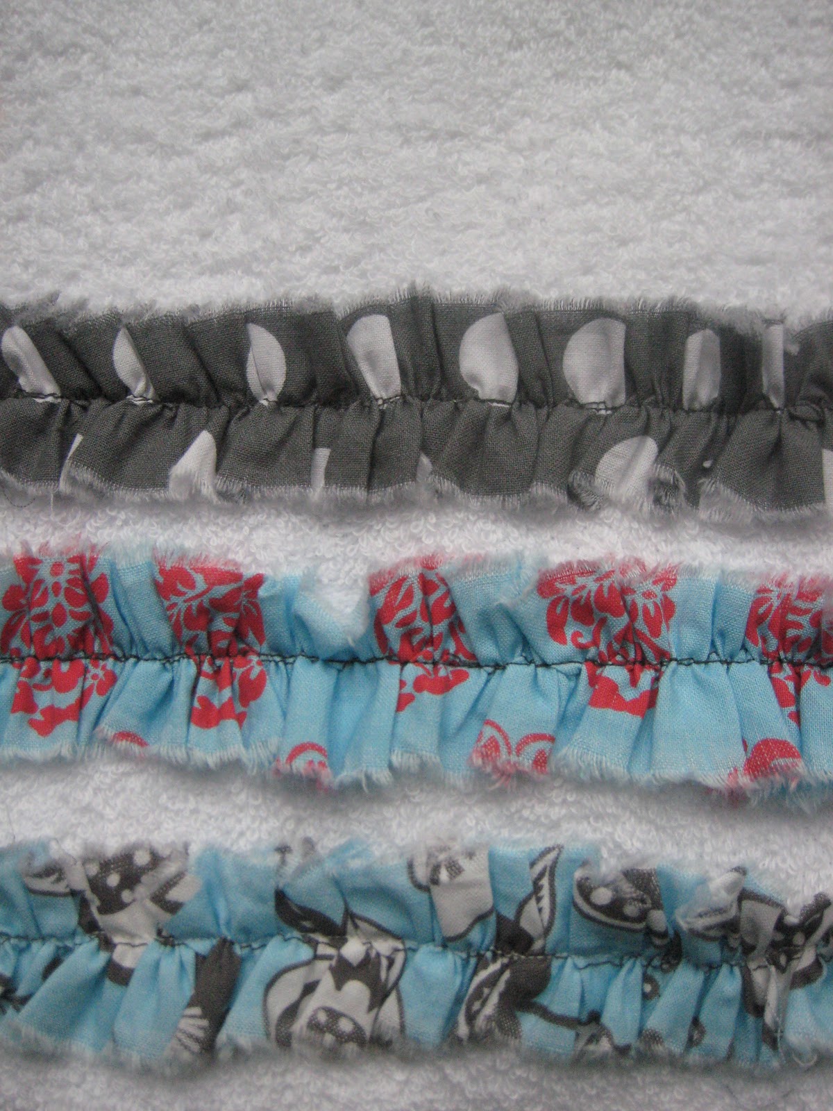 My Greenbrae Cottage: A Homemade Christmas Gift Tutorial: Frilly Towels