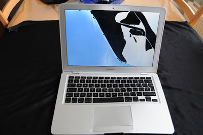 MacBook Air Survit a un Crash (images) - MaxiApple