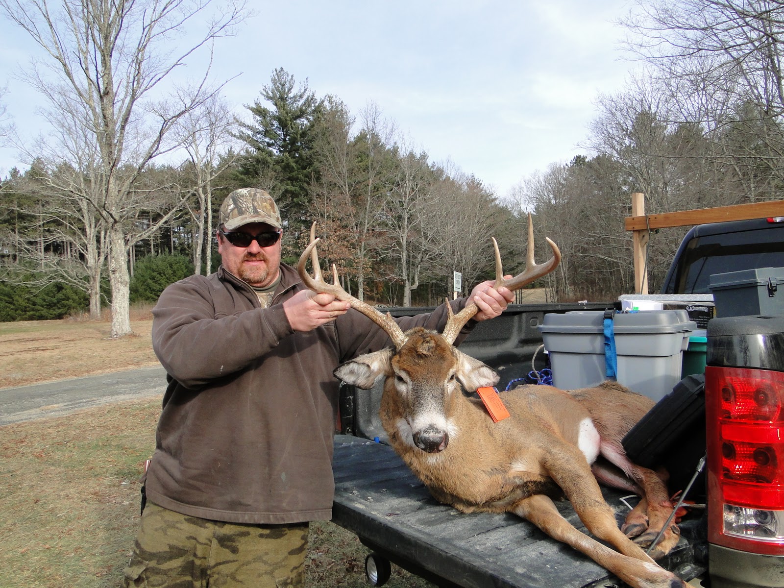 Quabbin Deer Hunt: 2010 Quabbin Controlled Deer Hunt Petersham and Hardwick Quabbin Deer Hunt: 2010 Quabbin Controlled Deer Hunt Petersham and Hardwick
