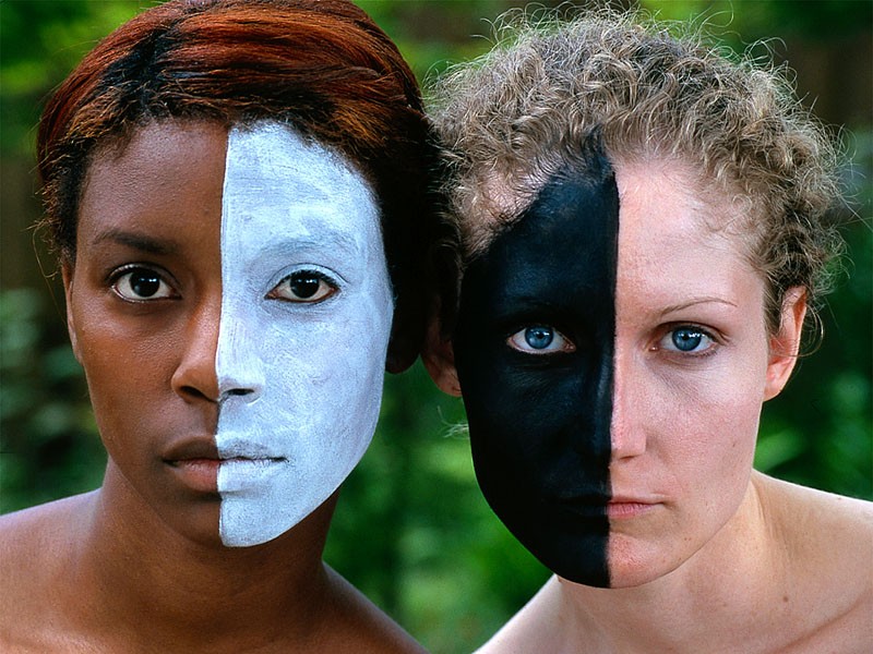 DIVERDIAS: DÍA CONTRA EL RACISMO Y LA XENOFOBIA DIVERDIAS: DÍA CONTRA EL RACISMO Y LA XENOFOBIA