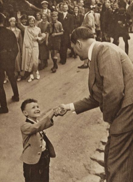 Fotos Desconocidas de Adolf Hitler (39 Fotos).